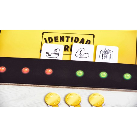 Jeu de société d’identité secrète : devinez et révélez des personnages ...
