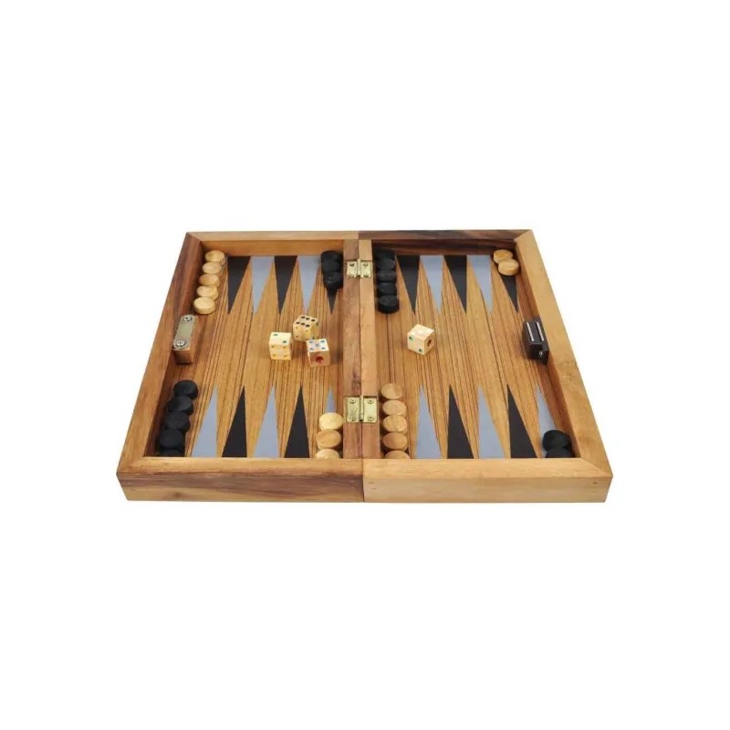 Emportez les échecs et le backgammon partout où vous allez